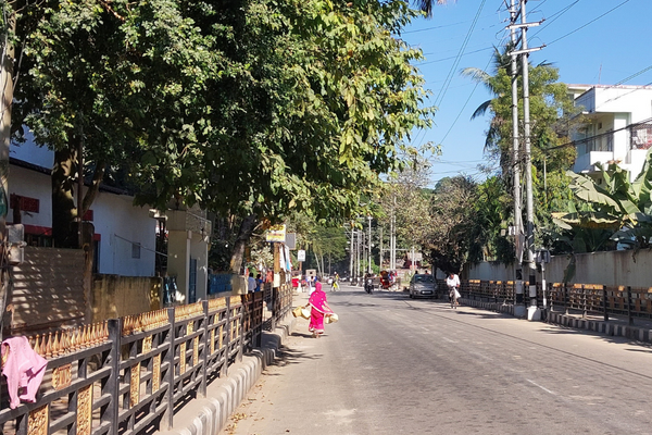 Guwahati: Uzan Bazar’s Dichotomy On Licensed Bar And Wine Shops