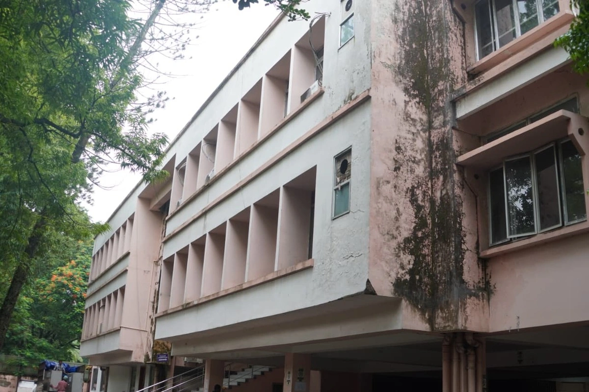 Guwahati CJM Court Relocation to GAD Building Causes Confusion, Outrage ...
