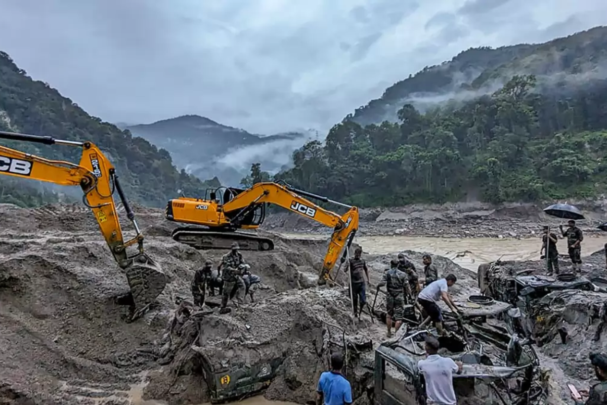 Rescue Efforts Begin For Those Stranded In Chungthang Tunnels In Sikkim