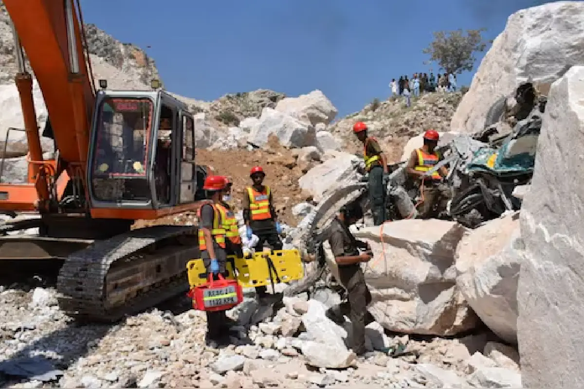 12 Dead As Stone Quarry Collapses In Aizawl Following Heavy Rains Due ...